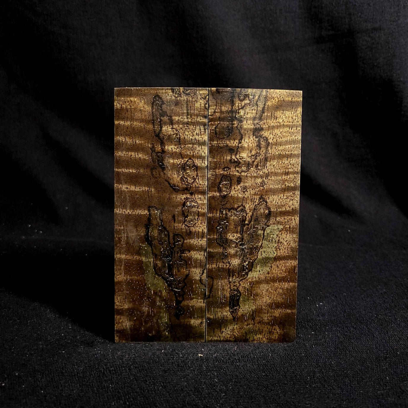#915 - OD Green Spalted Curly Mango - RockSolid Scales – Grip-Tec™