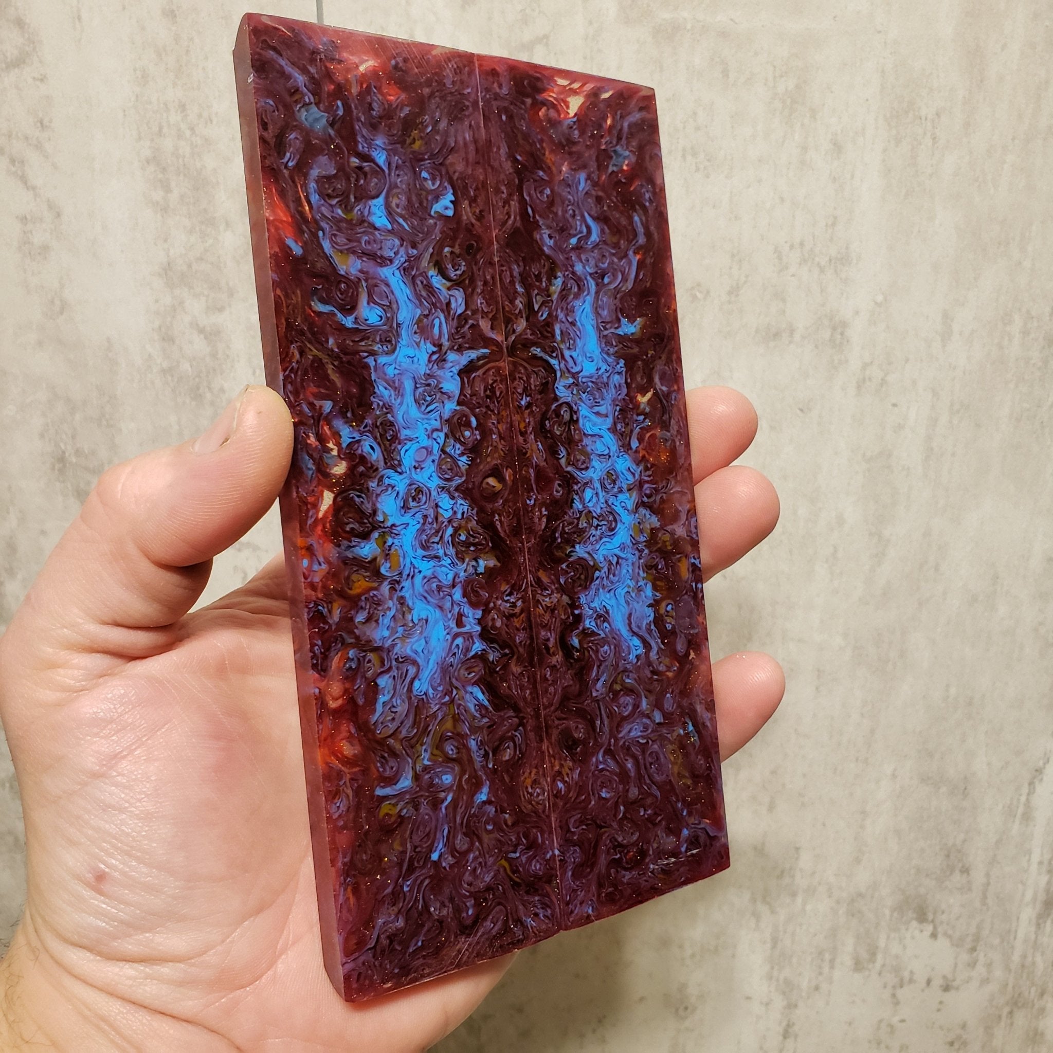 KA1 Kaotic Artworks UV Glow Resin - RockSolid Scales – Grip-Tec™ Composites